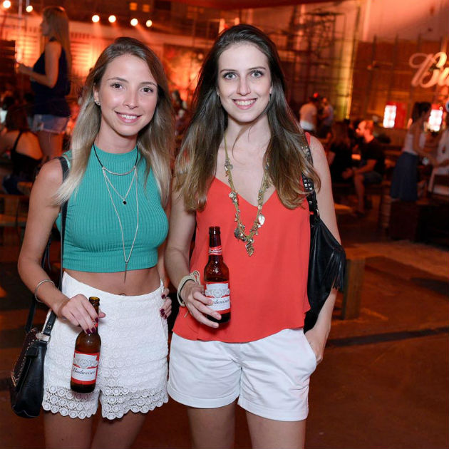 Budweiser arma festa de encerramento do projeto "Budweiser Basement ...