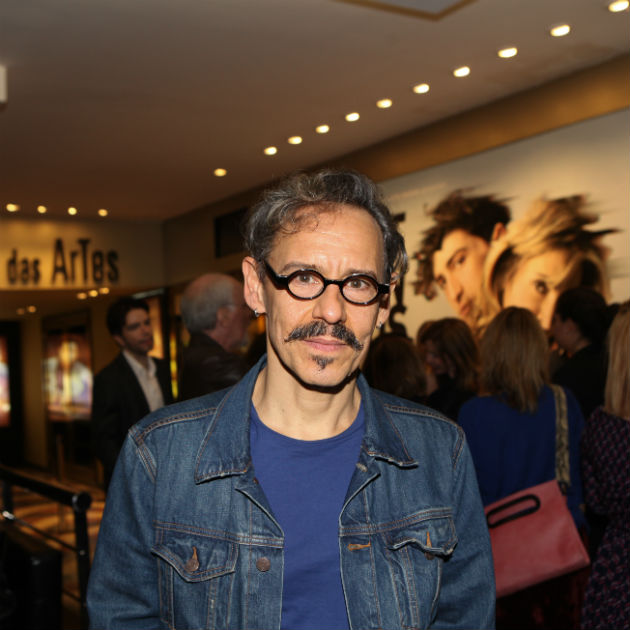 A estreia do espetáculo "Estranhos.com", no Teatro das Artes - Site RG ...