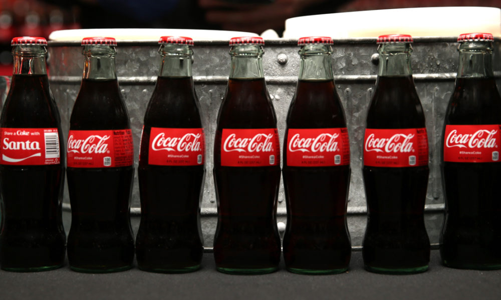 Coca-Cola trabalha em primeiro rótulo alcóolico de sua história - Site ...