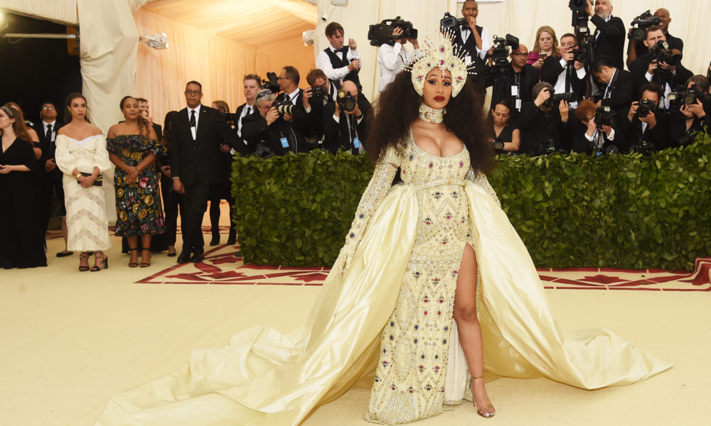 Confira 10 looks que combinaram perfeitamente com o tema do Met Gala ...