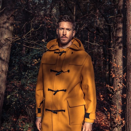 Colorido e estampado: conheça o estilo de Calvin Harris - Site RG ...