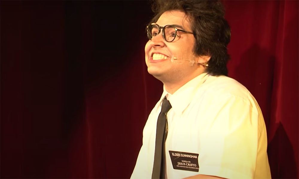 Vitor Rocha dá sugestões de musicais para assistir já - Site RG – Moda ...