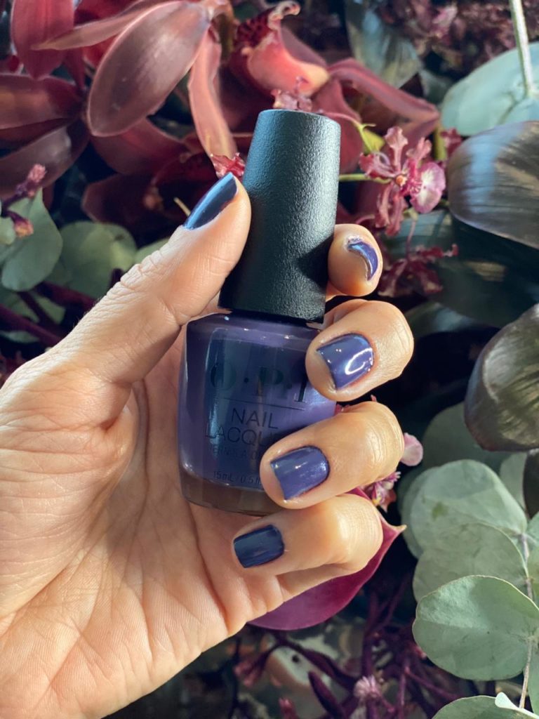 Influencer Andrea Beltran compartilha suas apostas de esmalte para o verão 2021 - Site RG – Moda ...