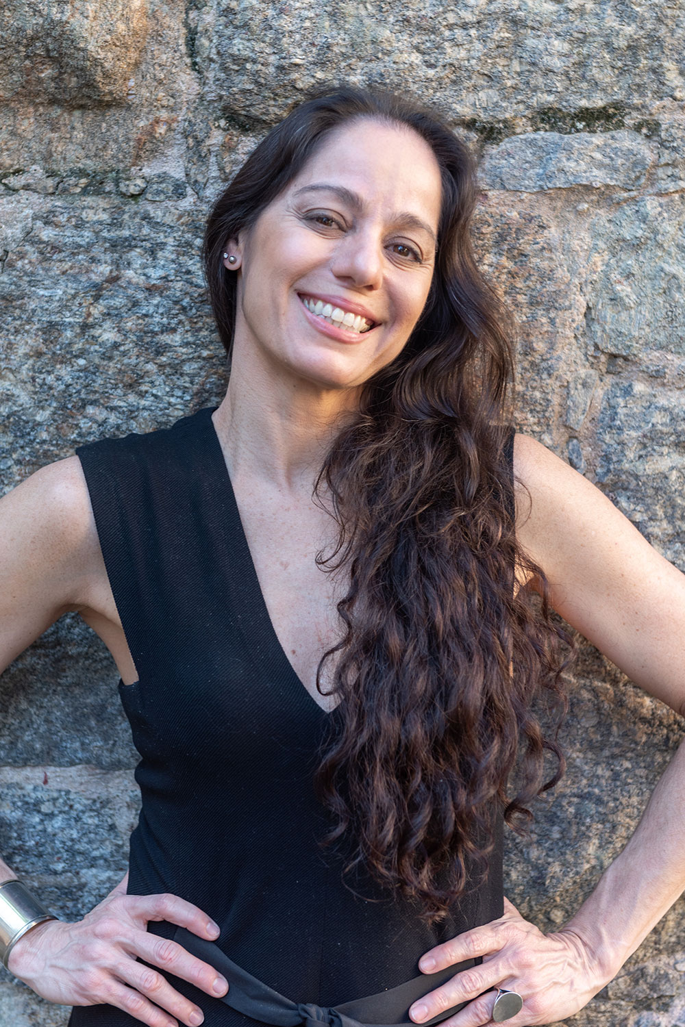 Claudia Mauro não para, com vários projetos, atriz e autora se prepara ...