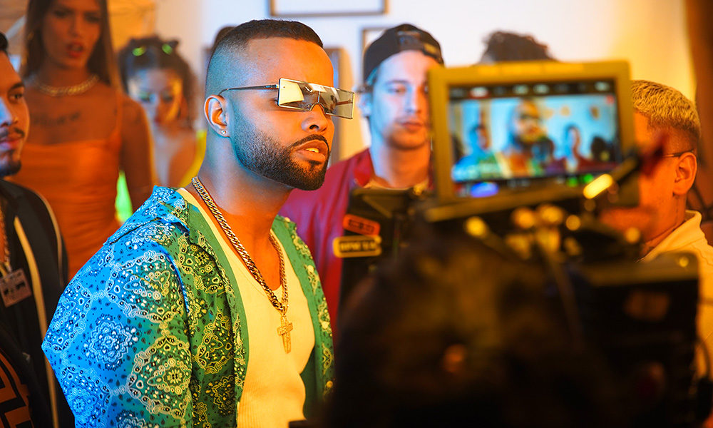 “Linha de Frente”: MC Zaac lança seu primeiro EP; ouça - Site RG – Moda ...