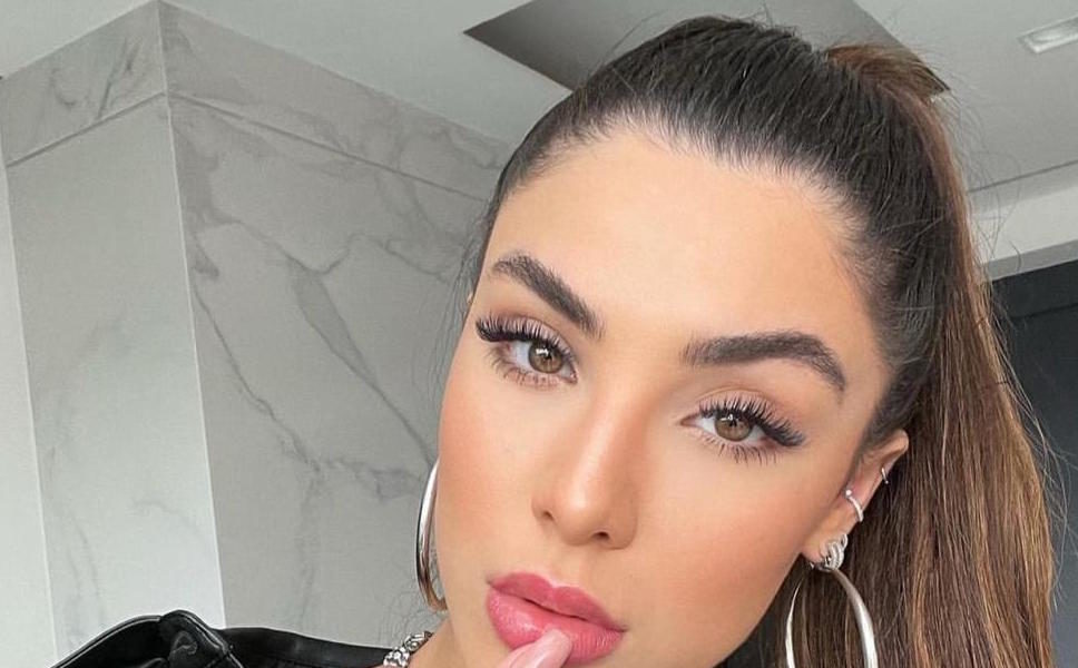 Influencer Gabriela Versiani fala cinco tendências de make para o ...