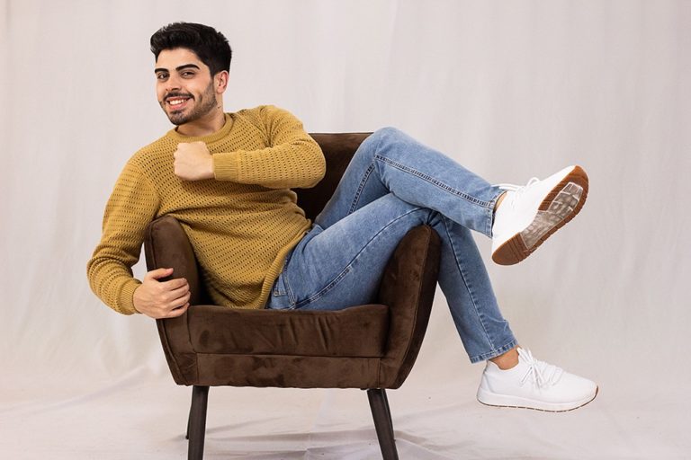 Ator Vitor Rocha estreia peça em São Paulo que reflete pandemia ...