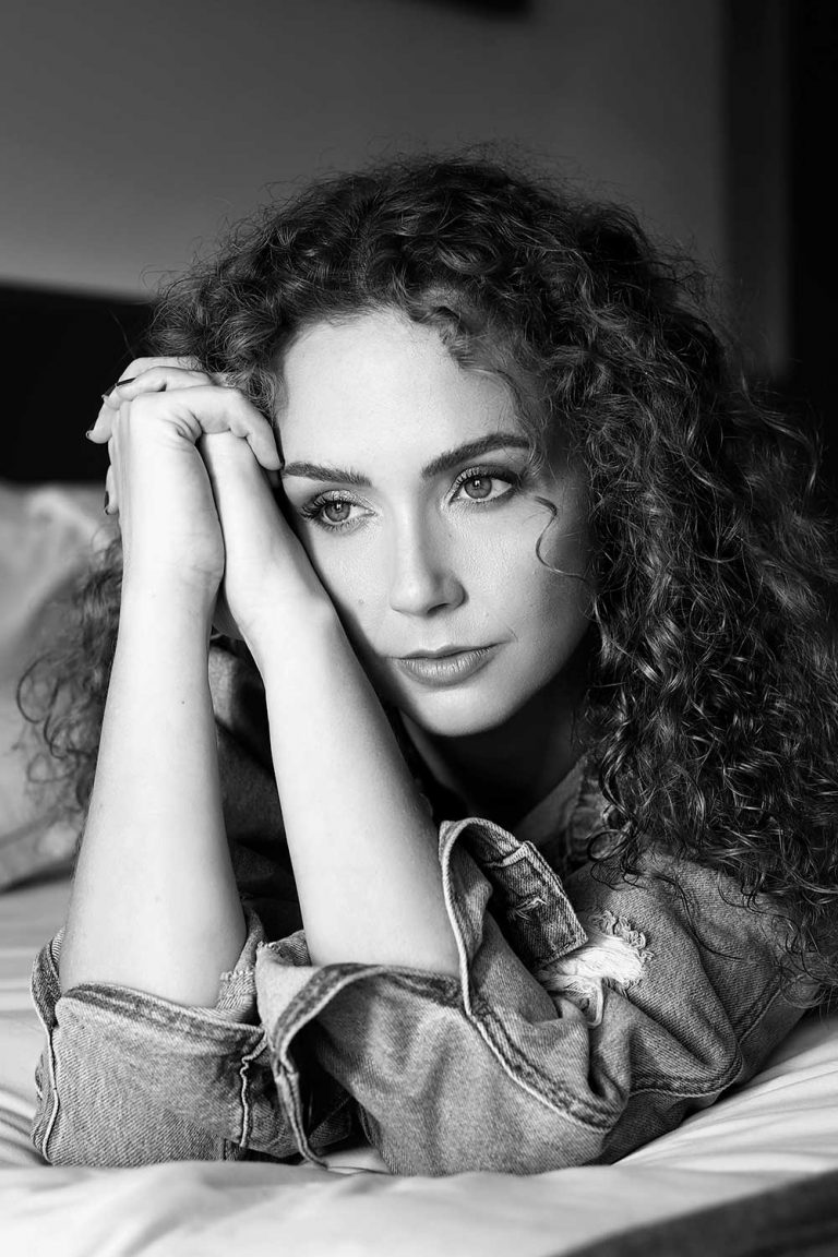 Natascha Stransky encara a fofoqueira Silvia em “Terra e Paixão” - Site ...